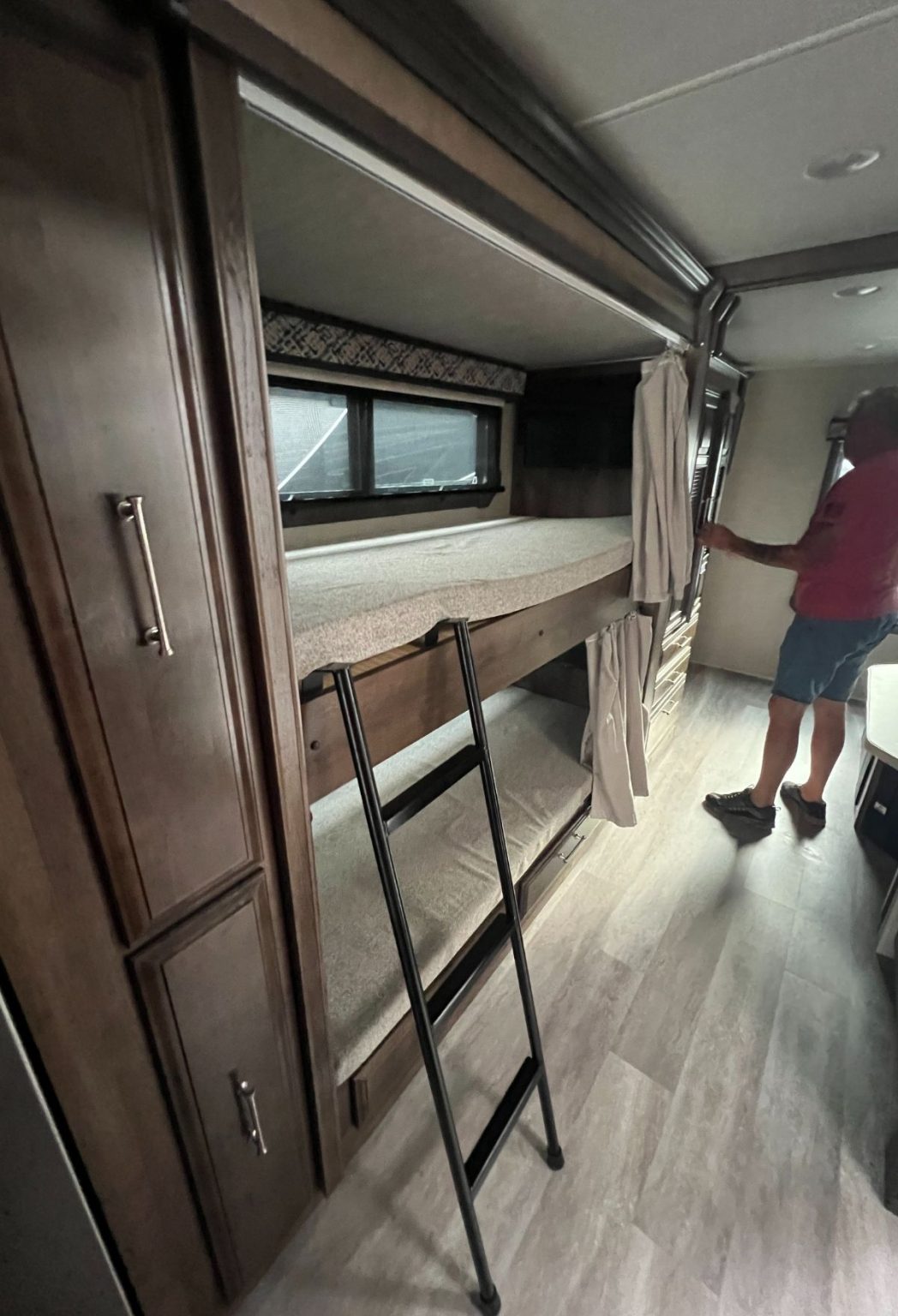 Choosing the Perfect RV for Full-Time Living | Life in The RV