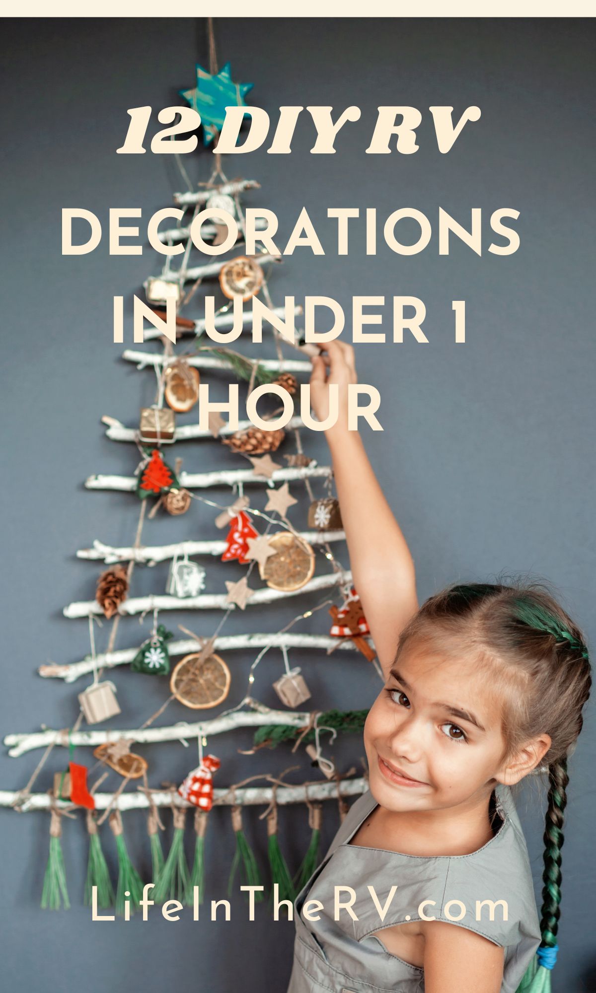 Festive DIY RV Decorations in Under an Hour| Life in The RV